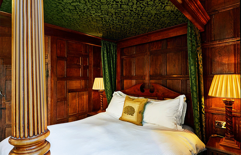Sussex Dream Destinations: Ockenden Manor | Sussex Exclusive